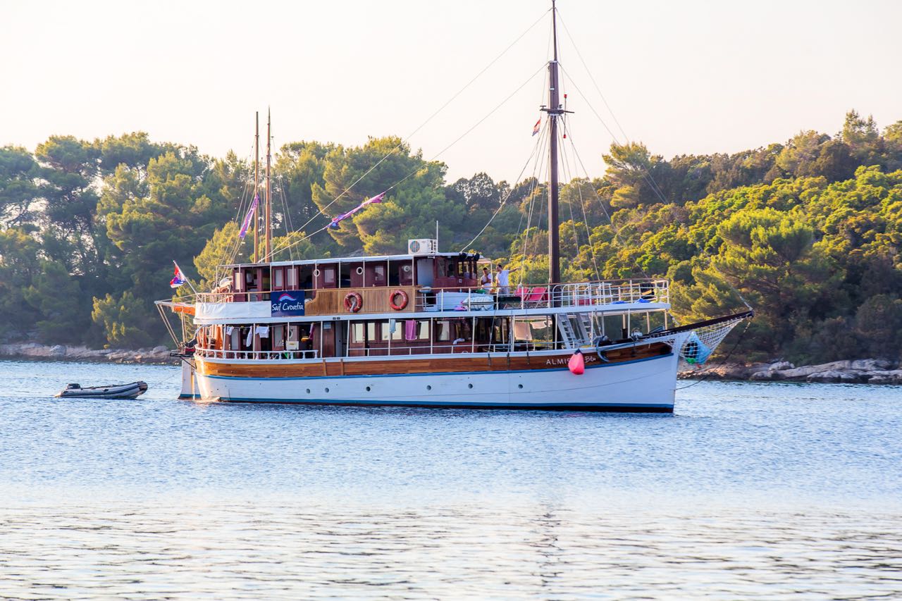 Croatia Cruises: What You Need to Know | Chasing the Donkey