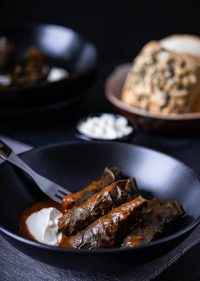 Balkan Recipes: Japrak Recipe (Stuffed Vine Leaves)