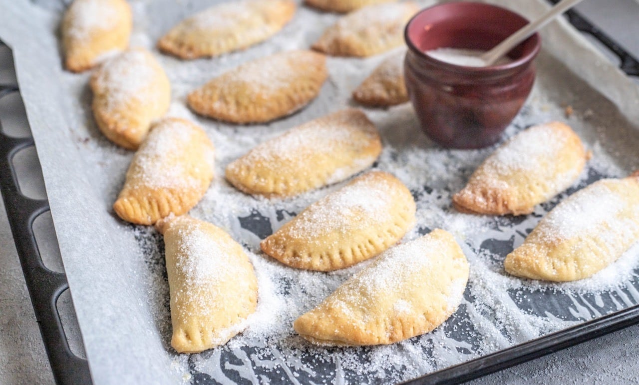 Croatian Cooking: How To Make Trogirski Rafioli | Chasing the Donkey