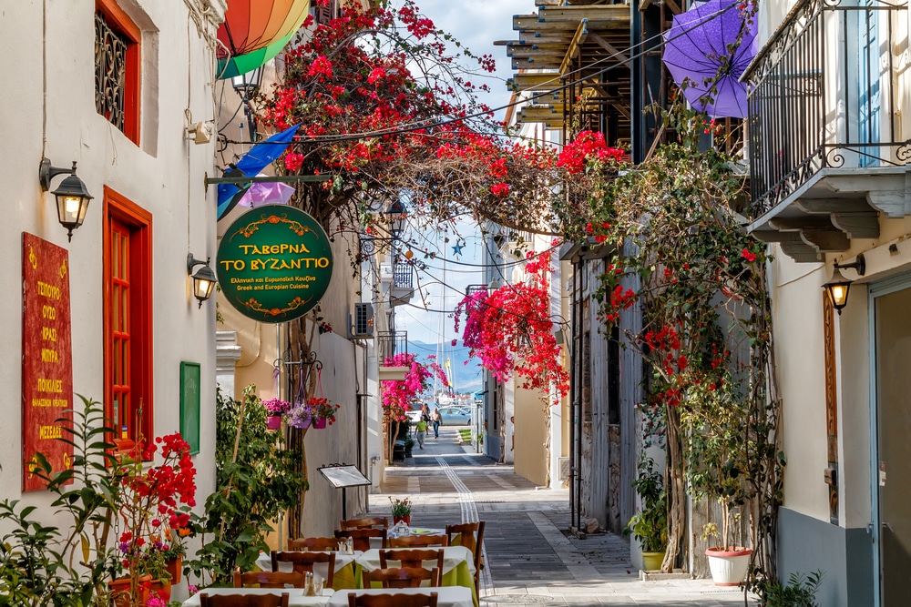 Guide To Nafplio Greece - Climb The Fortress & More!