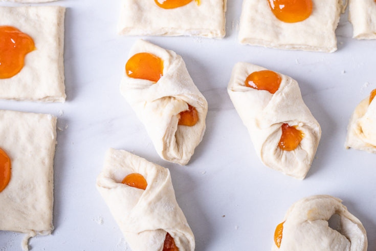 How To Make Salenjaci (Croatian Croissants With Character)
