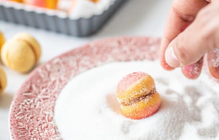 How To Make Croatian Breskvice - Peach Shaped Cookies