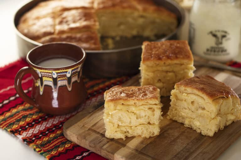 How To Make Bulgarian Banitsa (Kissela Banitsa) | Chasing the Donkey