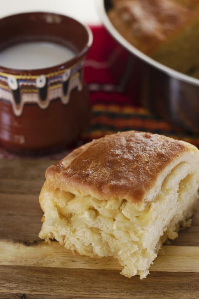 How To Make Bulgarian Banitsa (Kissela Banitsa) | Chasing the Donkey