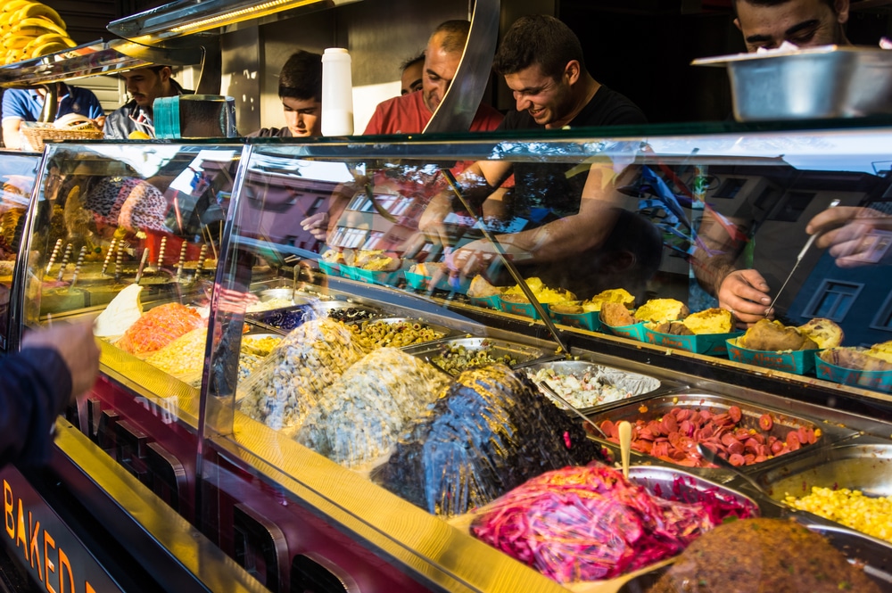 Beyond Doner Kebabs: 17 Lesser Known Istanbul Street Foods